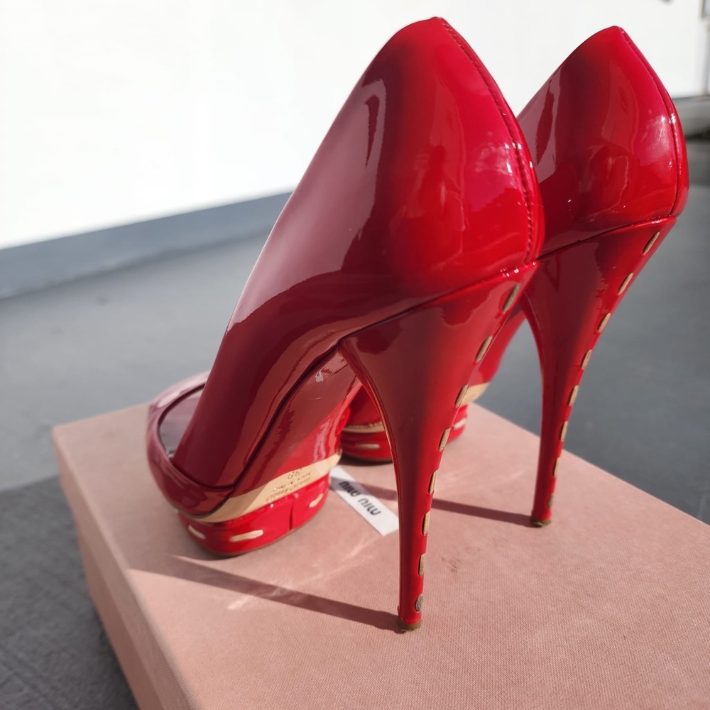 Miu Miu Red Patent Leather Open Toe Pumps Heels - Gem